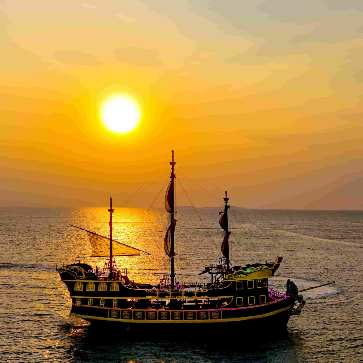 Pattaya Pirate Cruise – DJ & Foam Party Half-Day Tour | Ontway